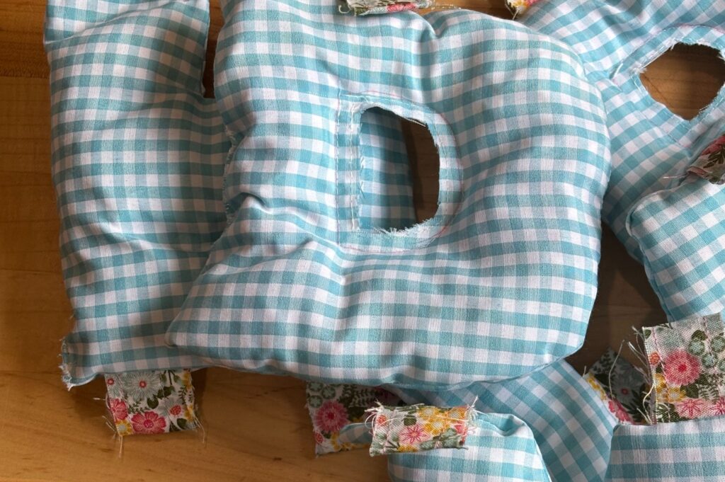 How to Sew Fabric Bubble Letter Step by Step Tutorial - THE GOMEZ FARM